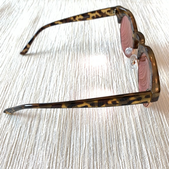 Accessories | Round Gold Tortoise Fashion Sunglasses | Poshmark
